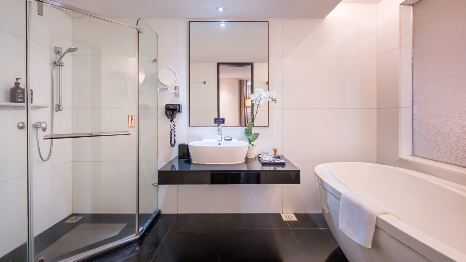 Gallery - Merlynn Park Hotel Jakarta