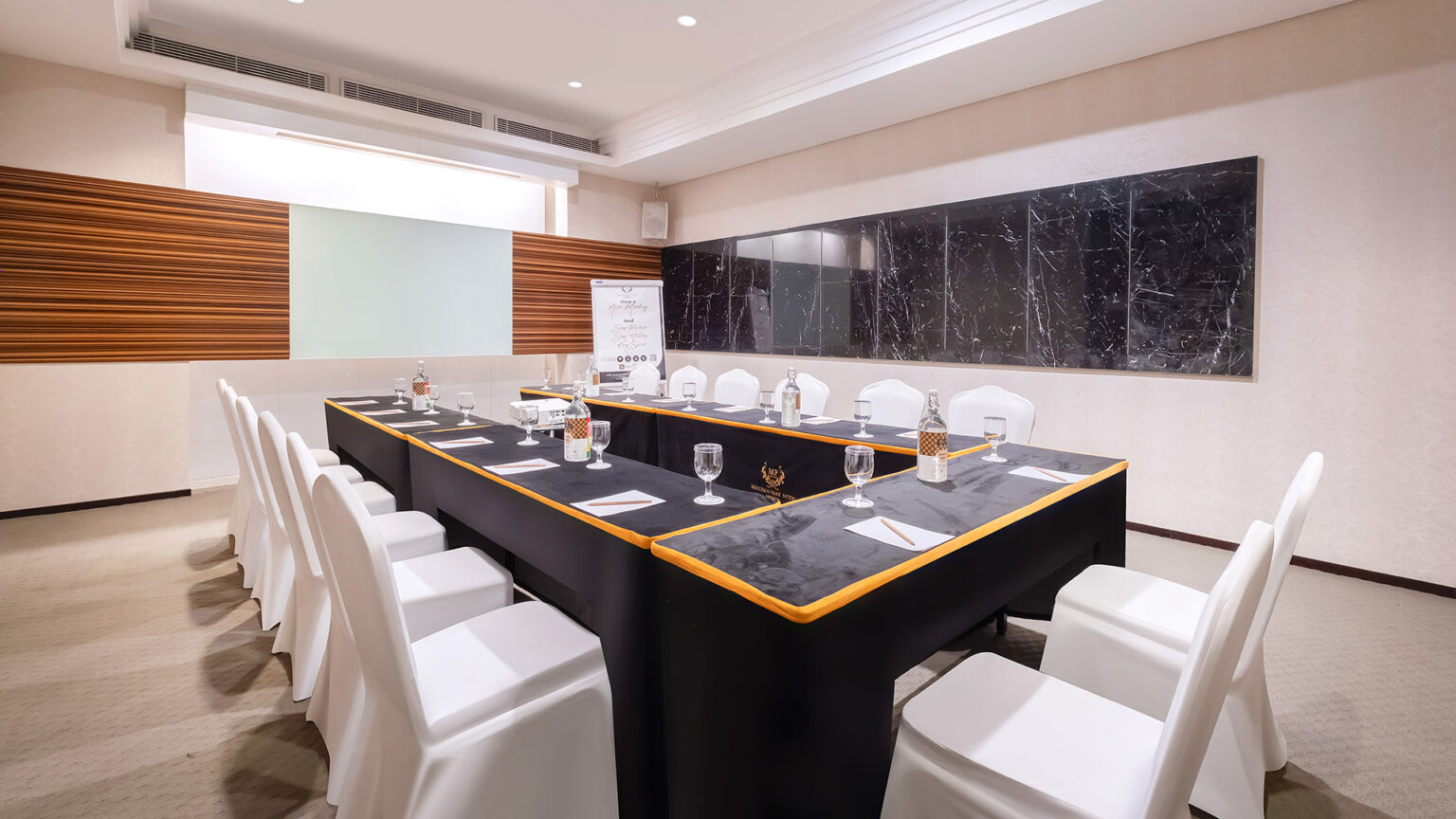 Gallery - Merlynn Park Hotel Jakarta