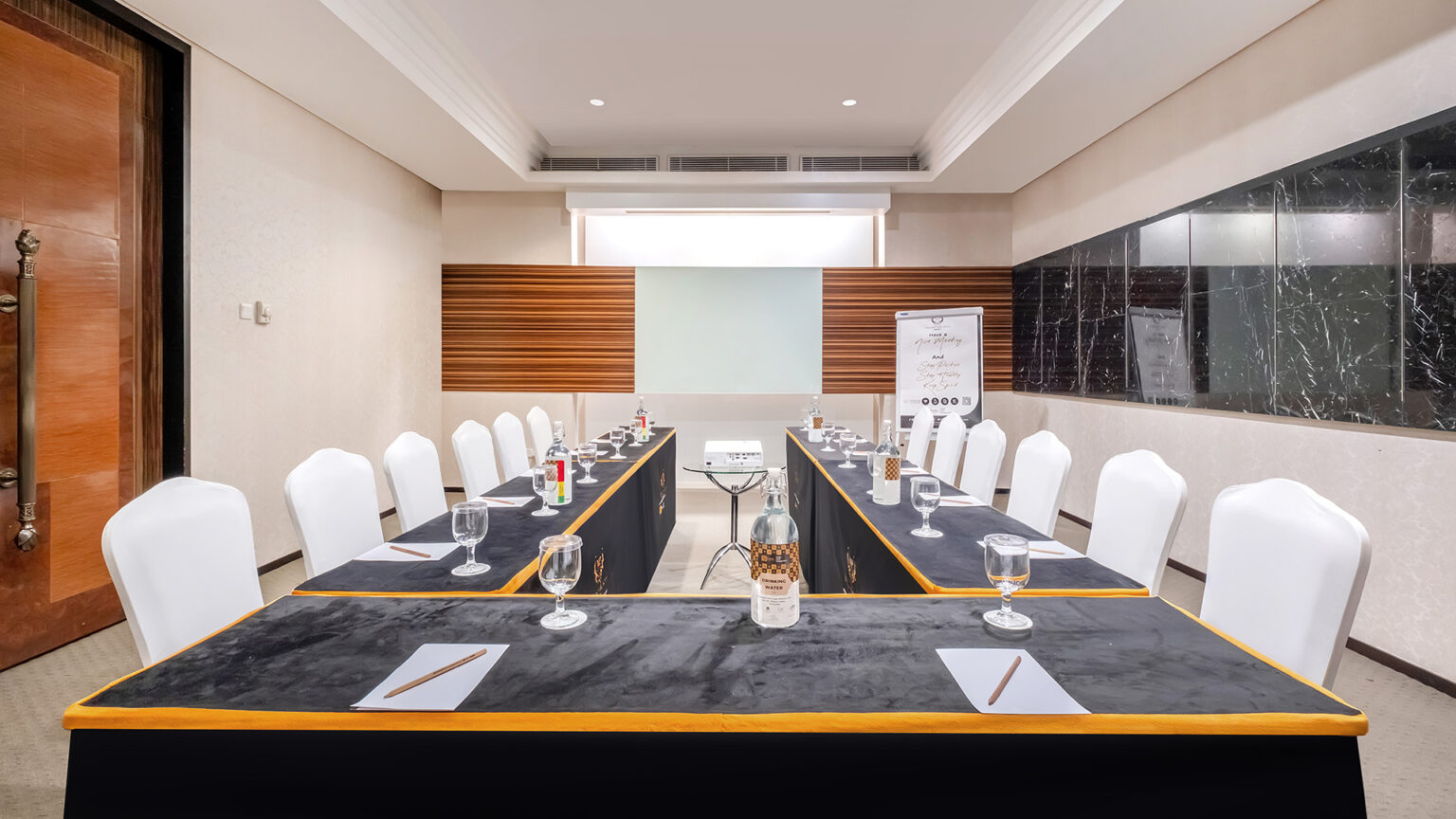 Gallery - Merlynn Park Hotel Jakarta